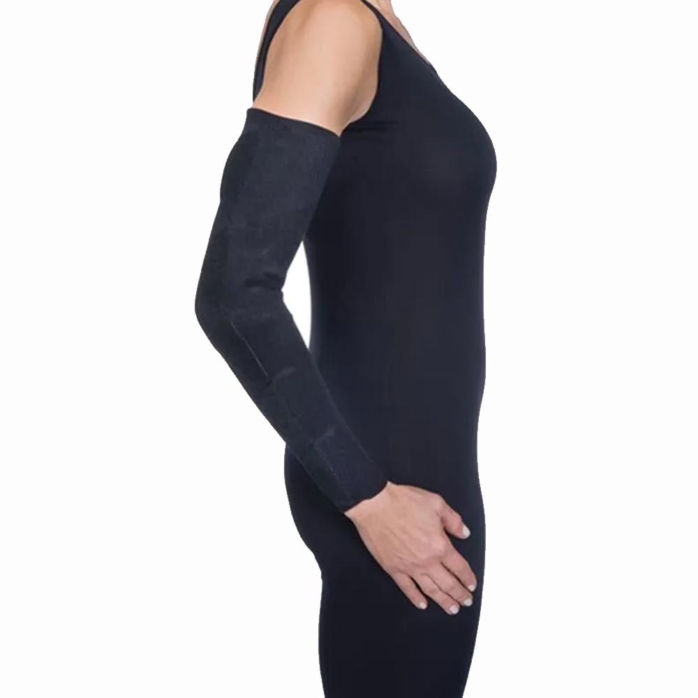 Light adjustable compression for arm comfort